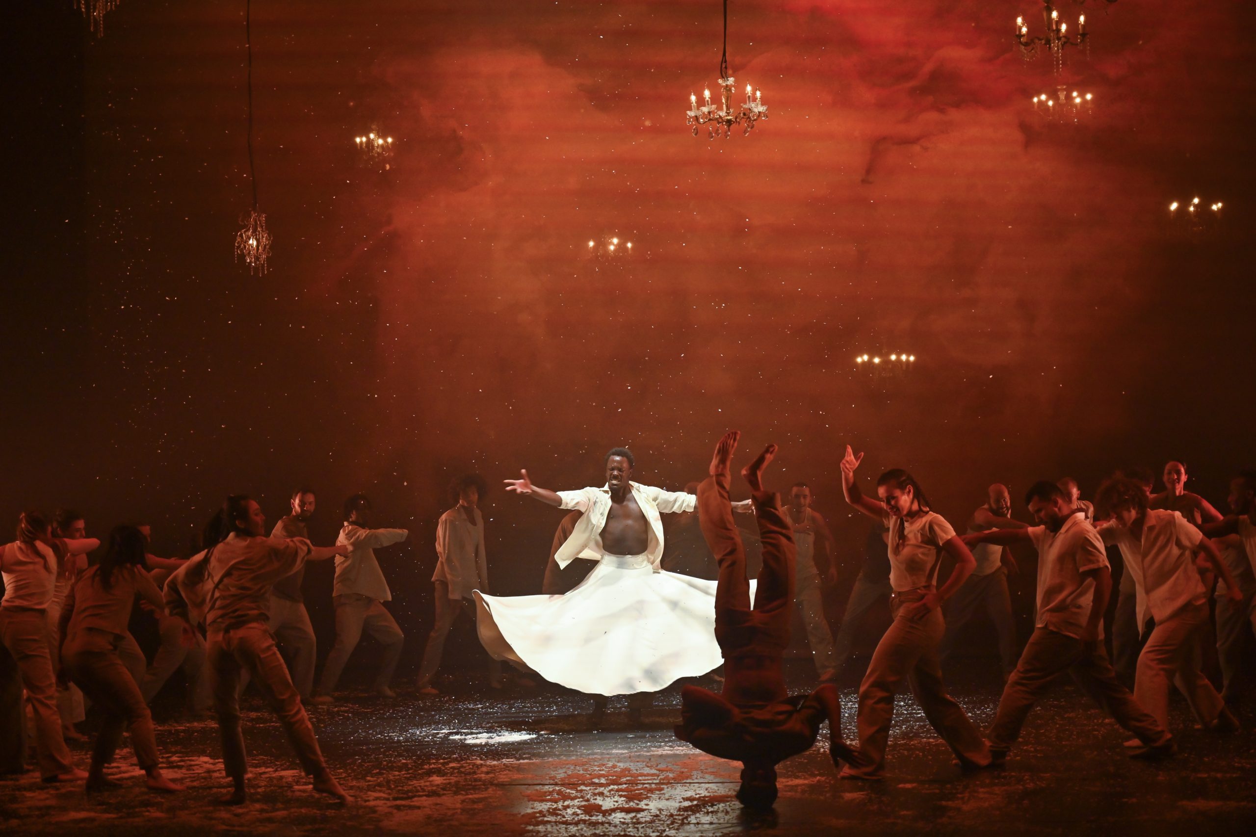 Mourad Merzouki / Kaléidoscope - Le Corum - Opéra Berlioz MONTPELLIER ...